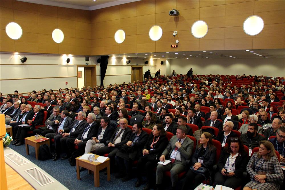 2. İNŞAAT MÜHENDİSLİĞİ KURULTAYI YAPILDI | www.tmmob.org.tr